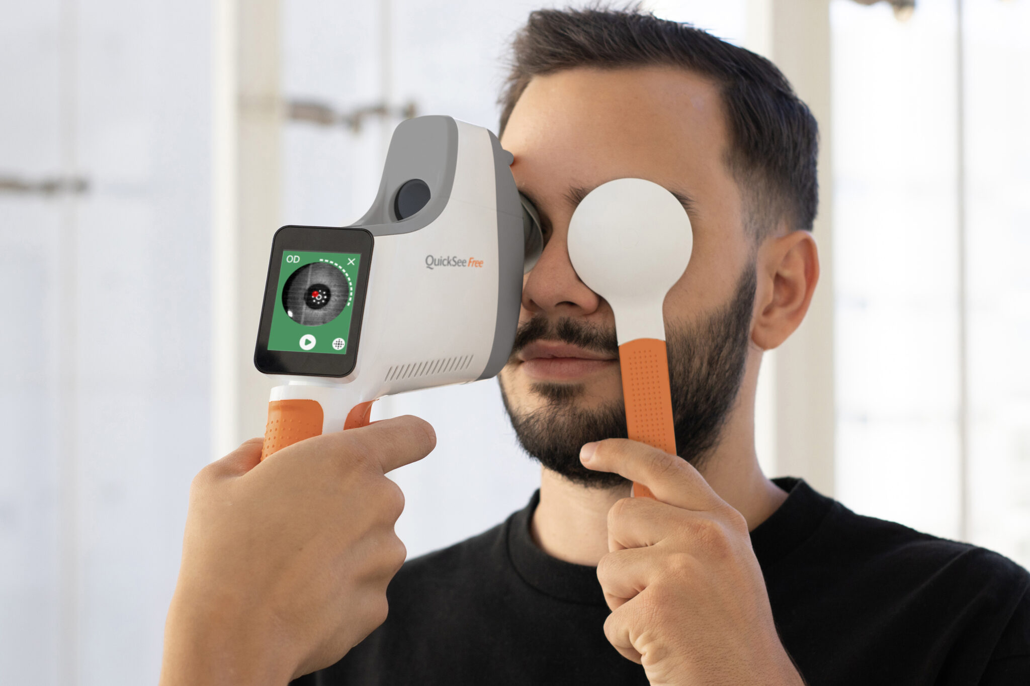 Handheld autorefractor | QuickSee Free Pro Handheld Autorefractor, from ...